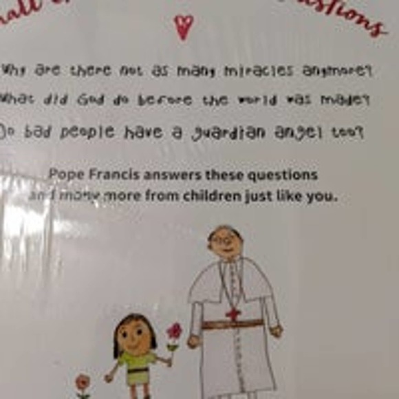 Scholastic | Accessories | Dear Pope Francis The Pope Answers Letters ...